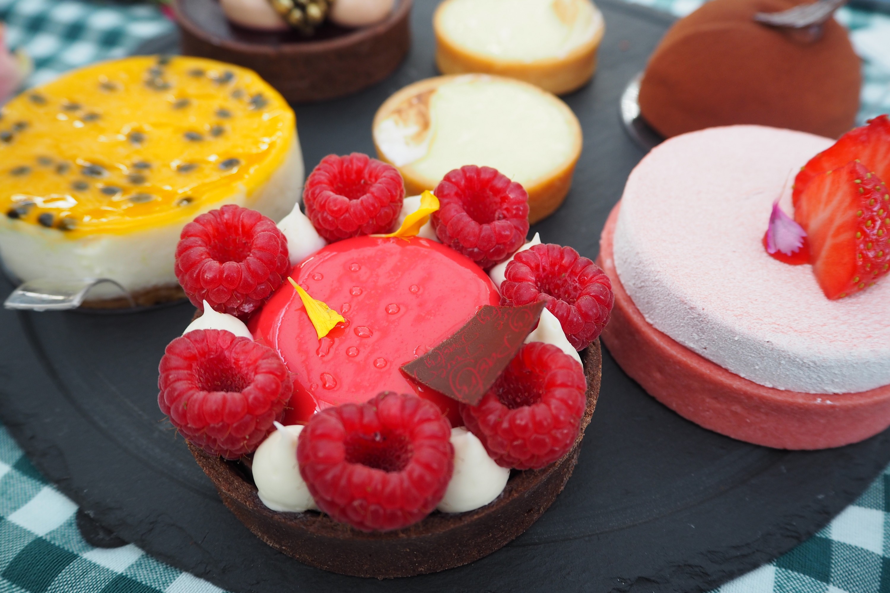 Pure Pastry | Unsere Lieblingscafés in Düsseldorf | Mr. Düsseldorf ...