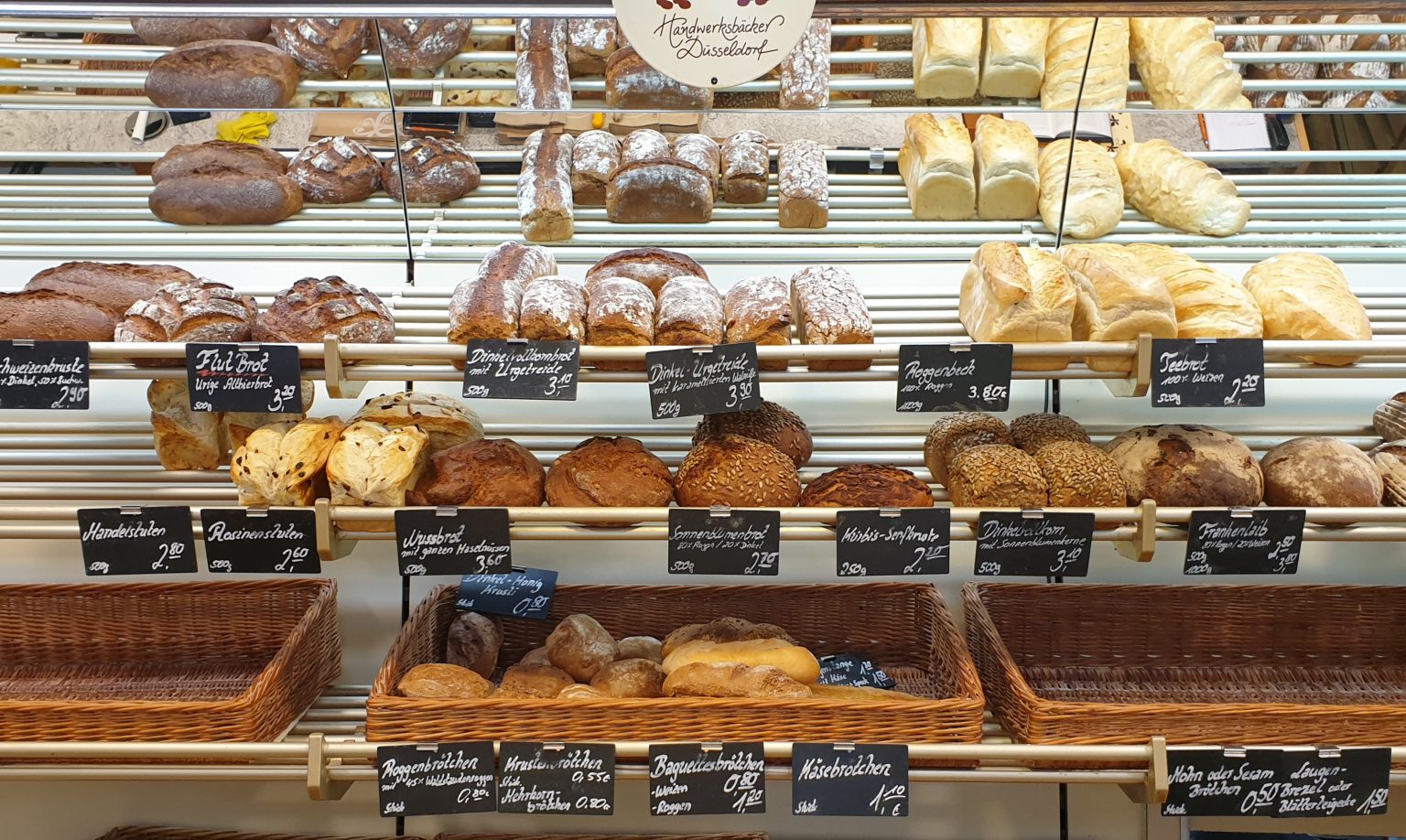 Bäckerei Kapust | Top 10 Traditionsbäckereien in Düsseldorf | Magazin ...
